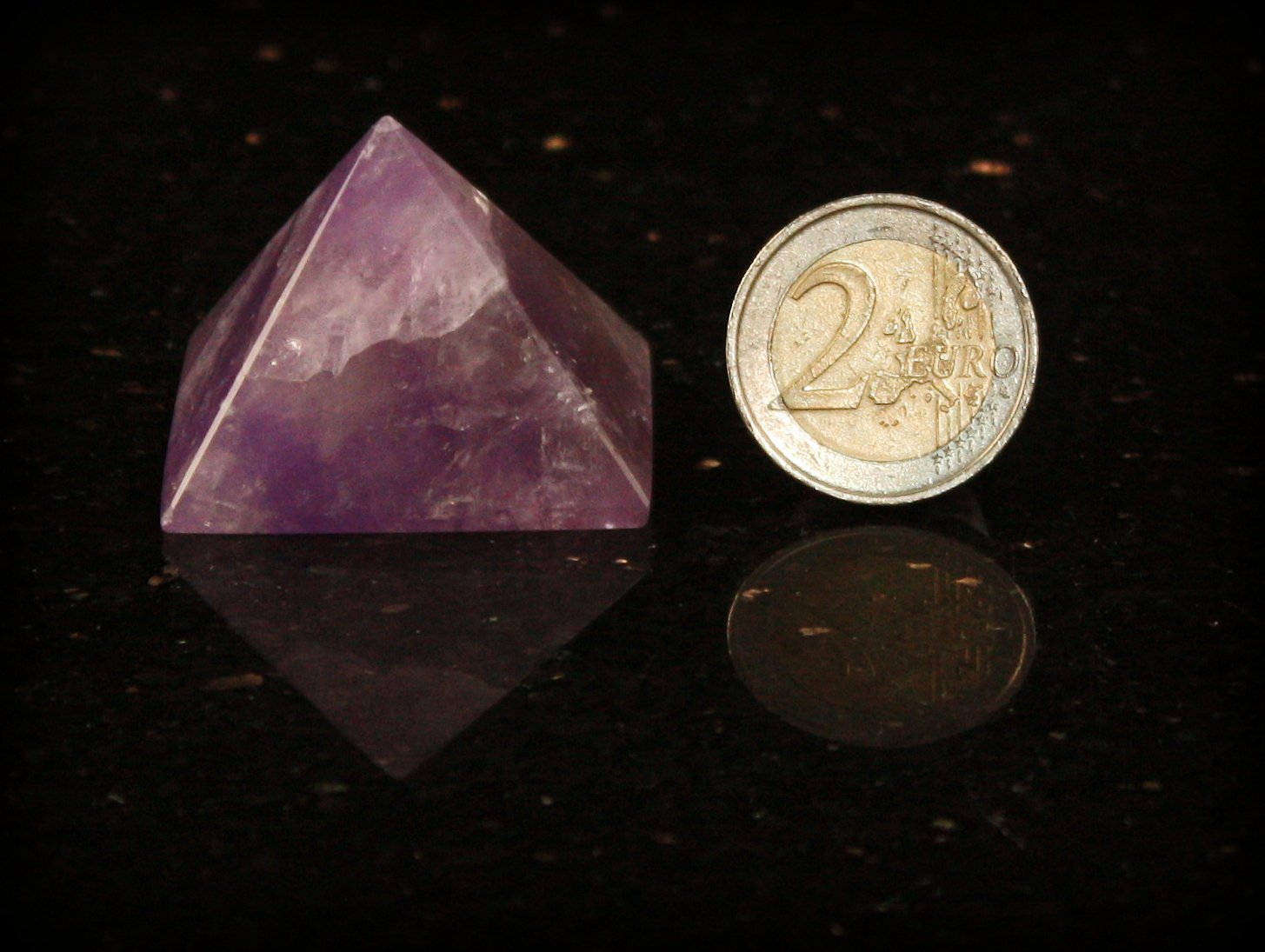 gemZworld* Amethyst Pyramid - Brazil - gemZworld