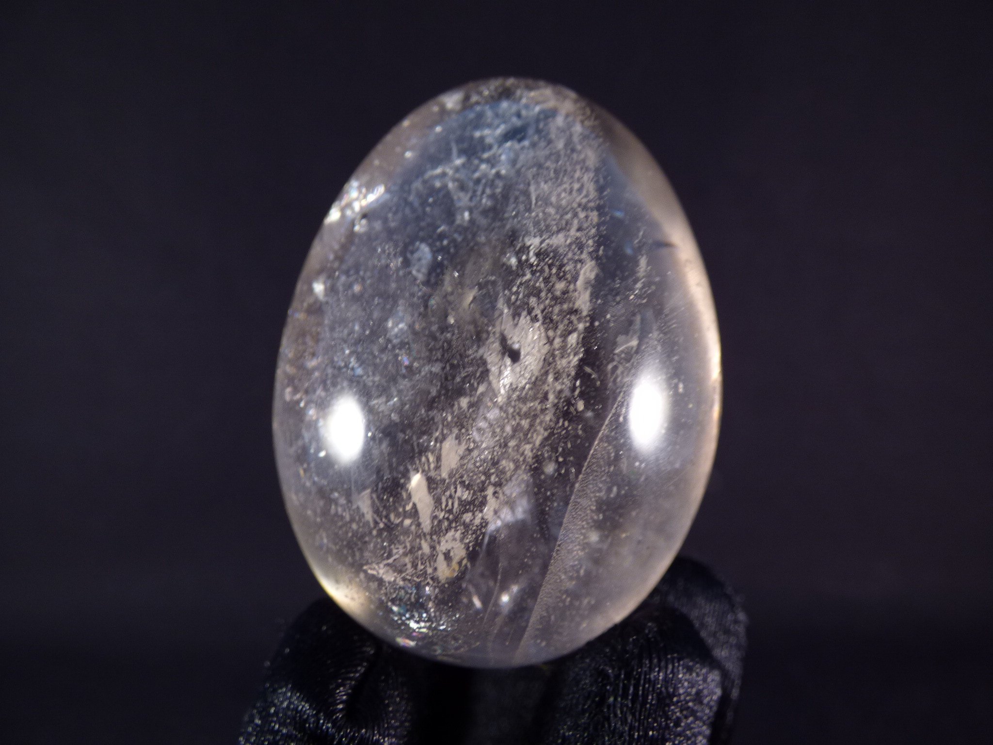gemZworldClear Quartz Egg - Brazil - gemZworld